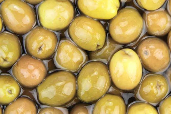 26 Types of Olives: A Guide to the Healthy Fruit | Nutrition Advance
