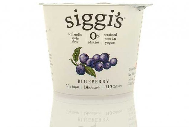 What Is Skyr? The Protein-Rich Icelandic Yogurt - Nutrition Advance