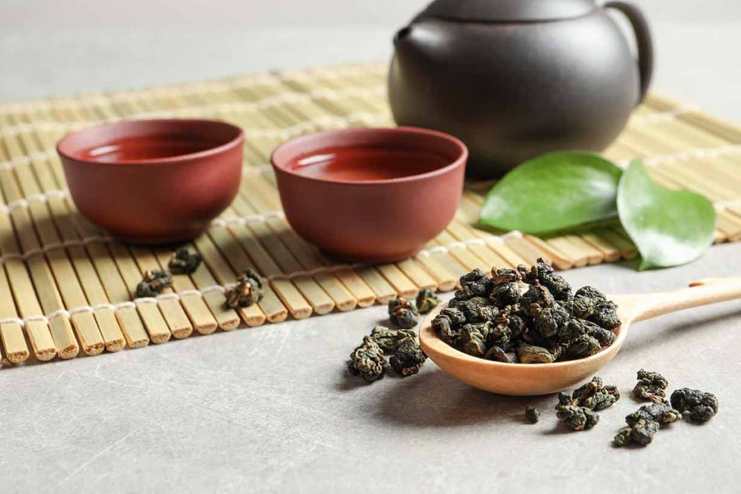 What Is White Tea and Does It Have Benefits? - Nutrition Advance