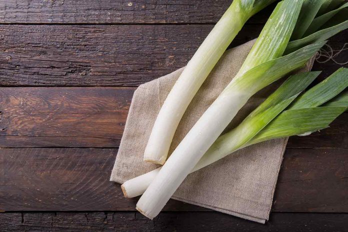Leeks: Nutrition Facts and Potential Health Benefits - Nutrition Advance