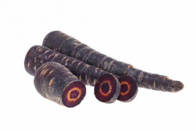 5 Benefits of Carrots (and Full Nutrition Facts) - Nutrition Advance