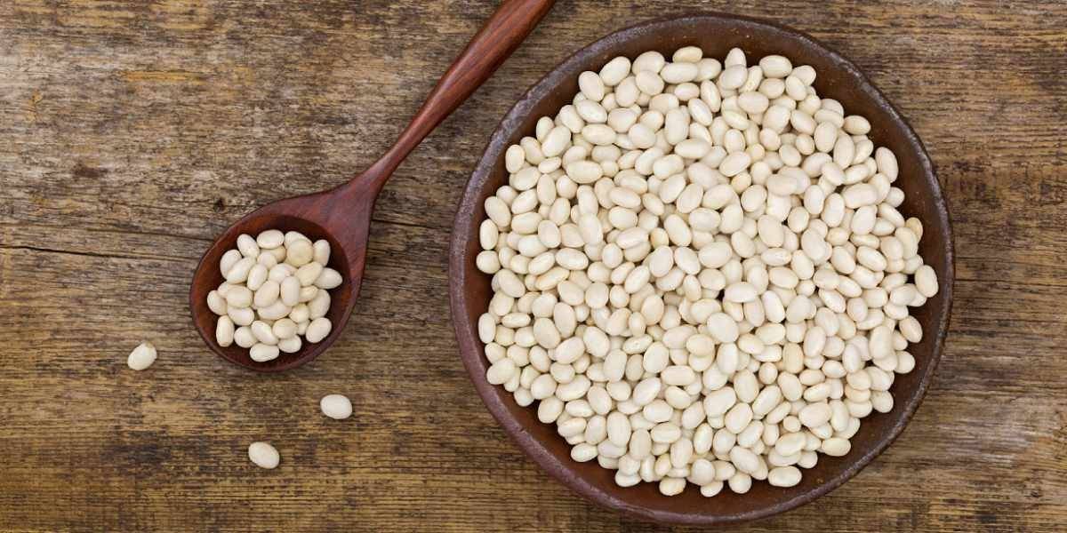 A Nutritional Guide To Navy Beans: Nutrients, Benefits, Downsides ...