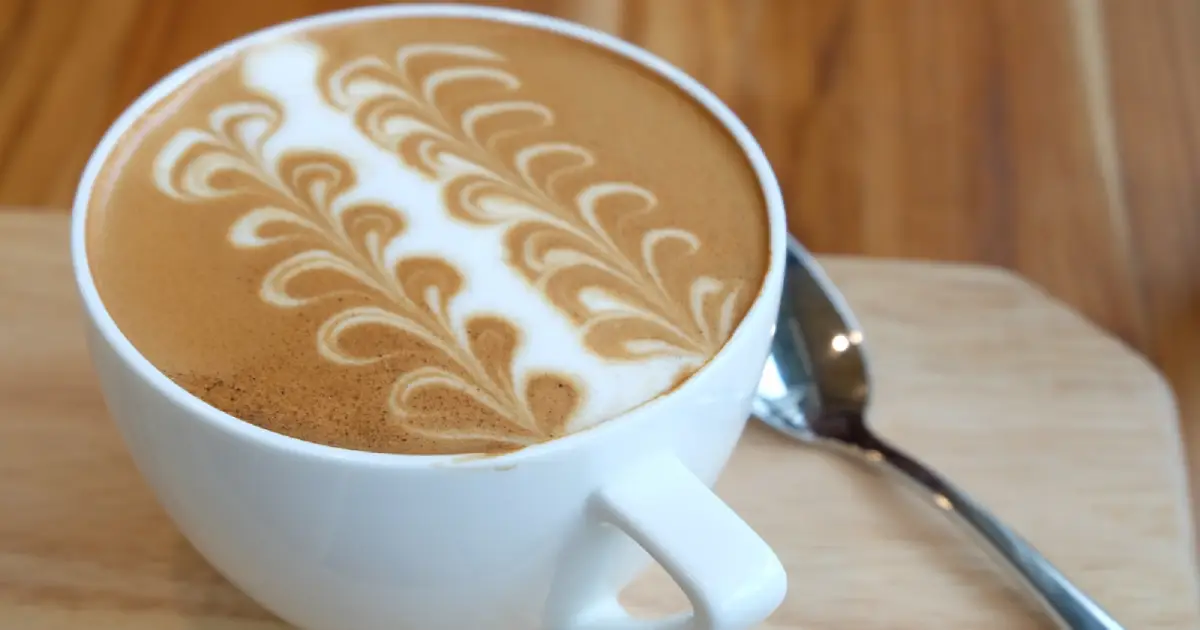 Is Caffe Latte Healthy? Nutrition, Benefits, and Drawbacks - Nutrition ...